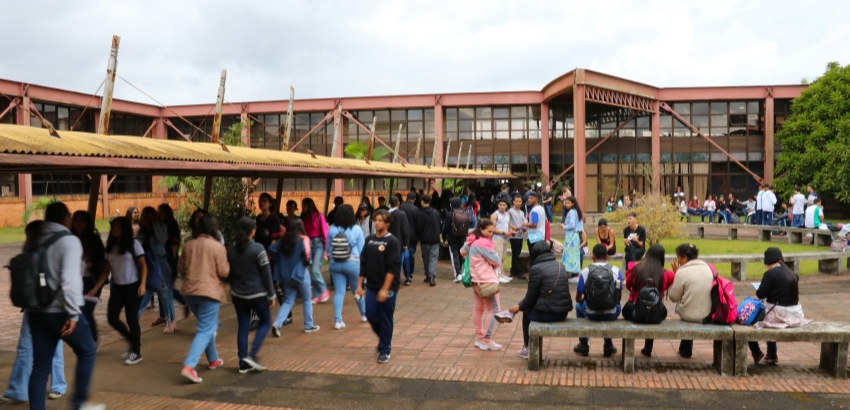 Mais de 12 mil pessoas passam pelo campus Morro do Cruzeiro em Mostra ...